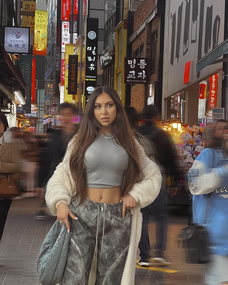 Picture of Nicoleta Bezer