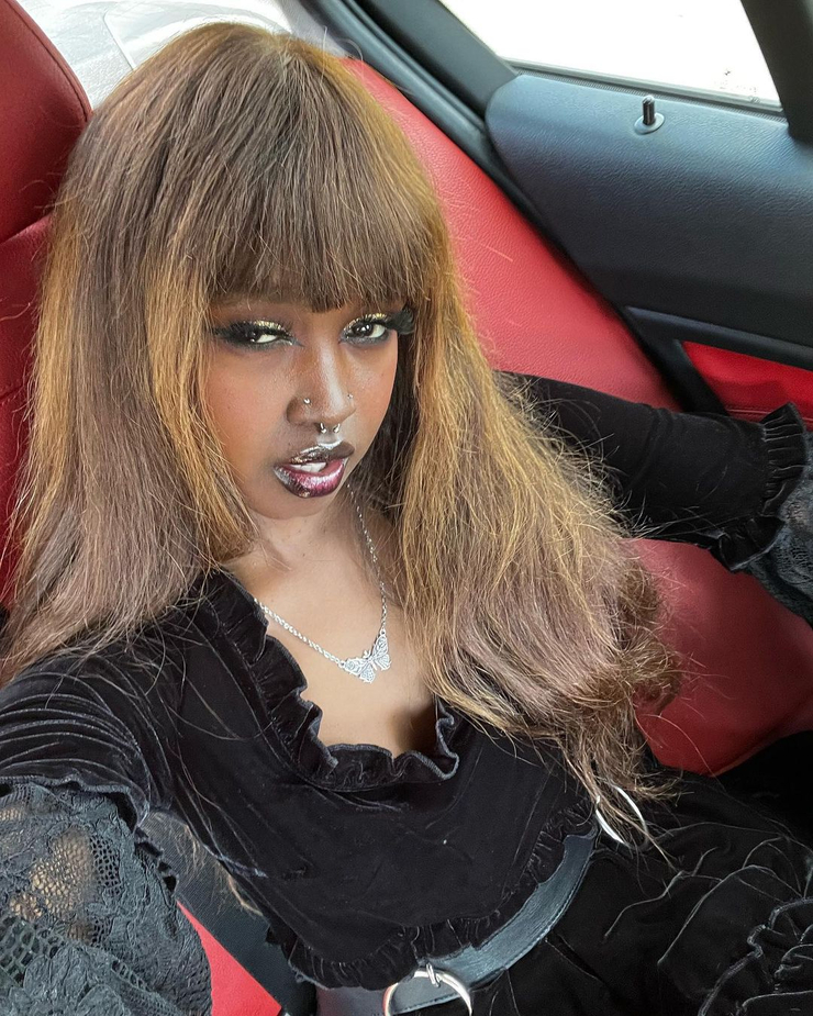 Picture of Shirleen (model)