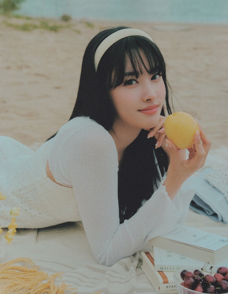 Image of Ja-yoon Shim