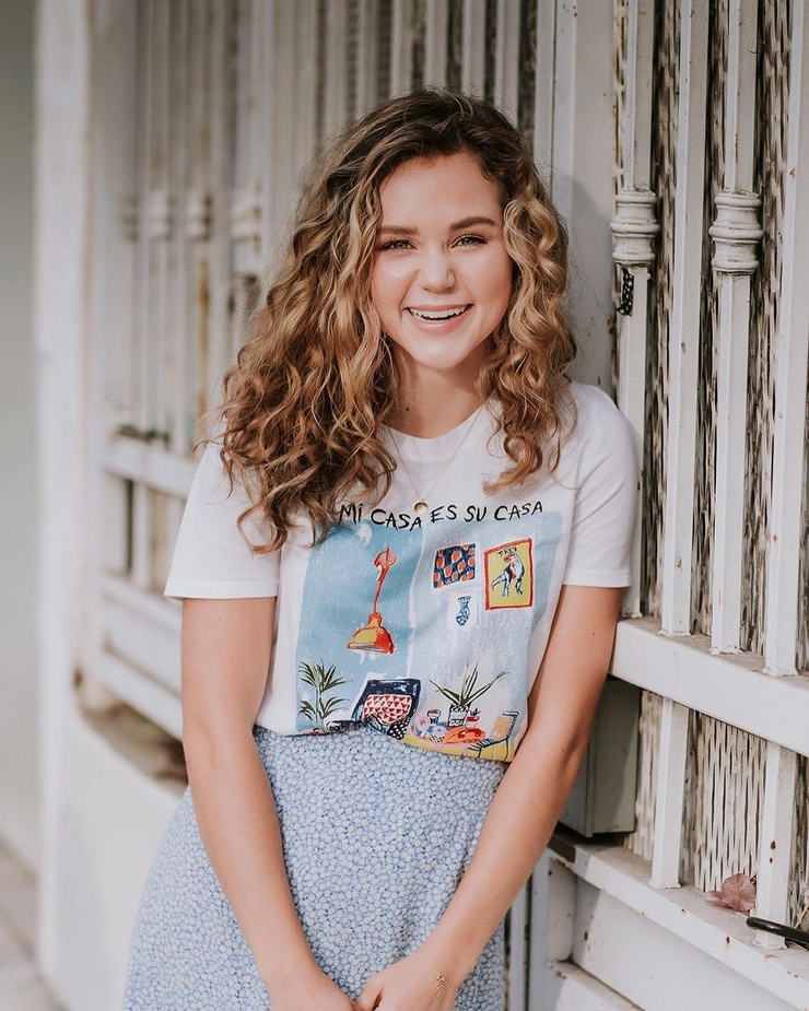 Picture of Brec Bassinger