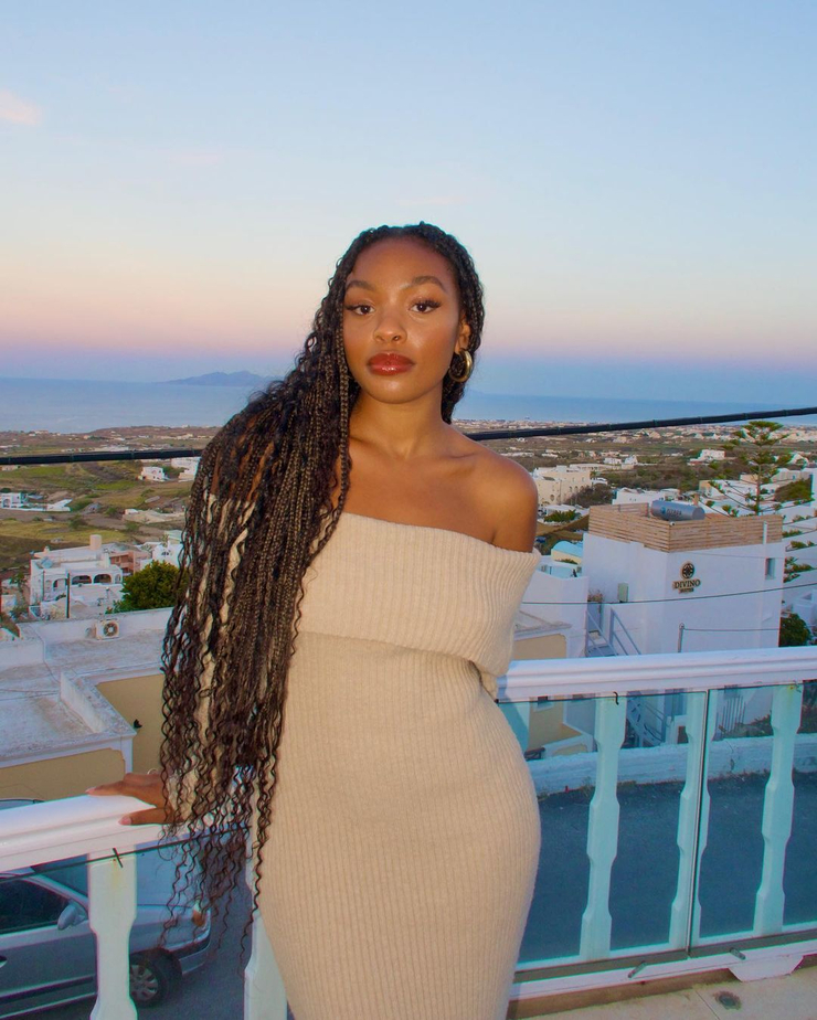 Picture of Alana Bright