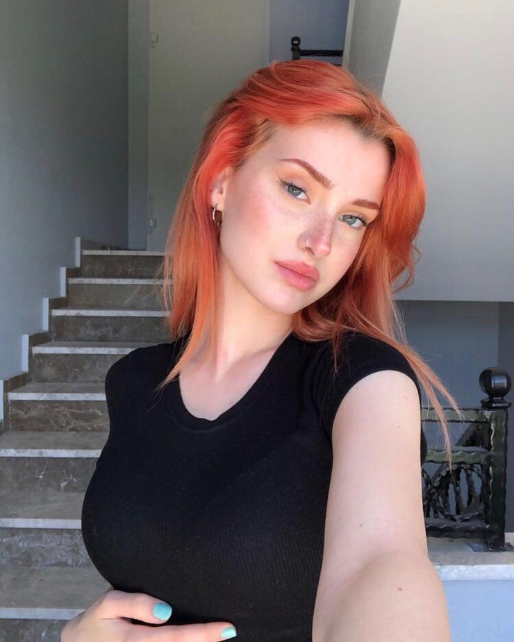 Picture of Lay Tugce