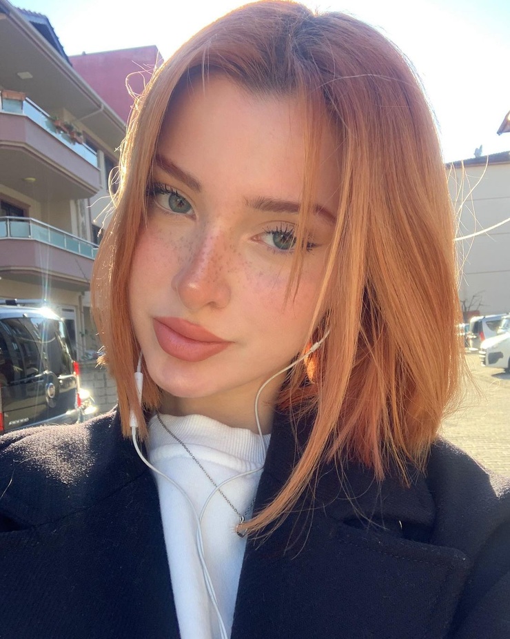 Picture of Lay Tugce