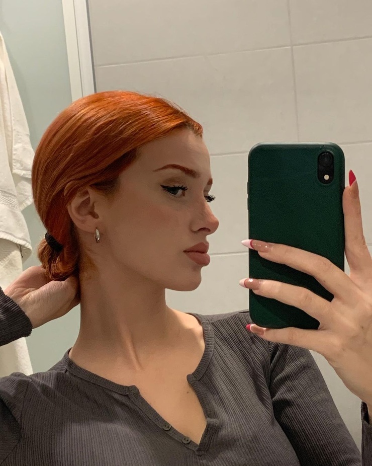 Picture of Lay Tugce