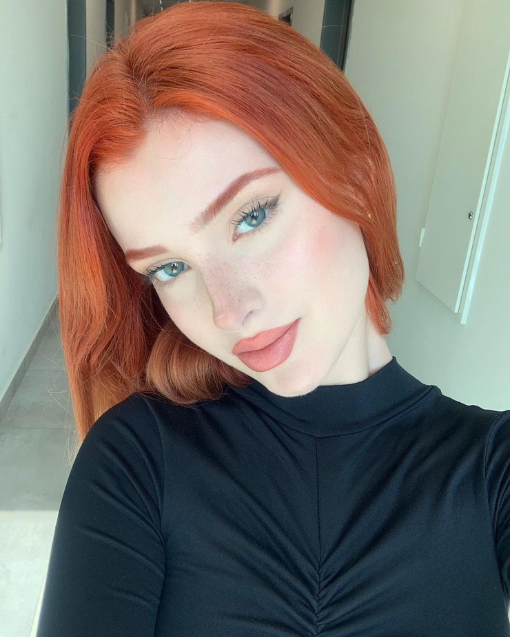 Picture of Lay Tugce