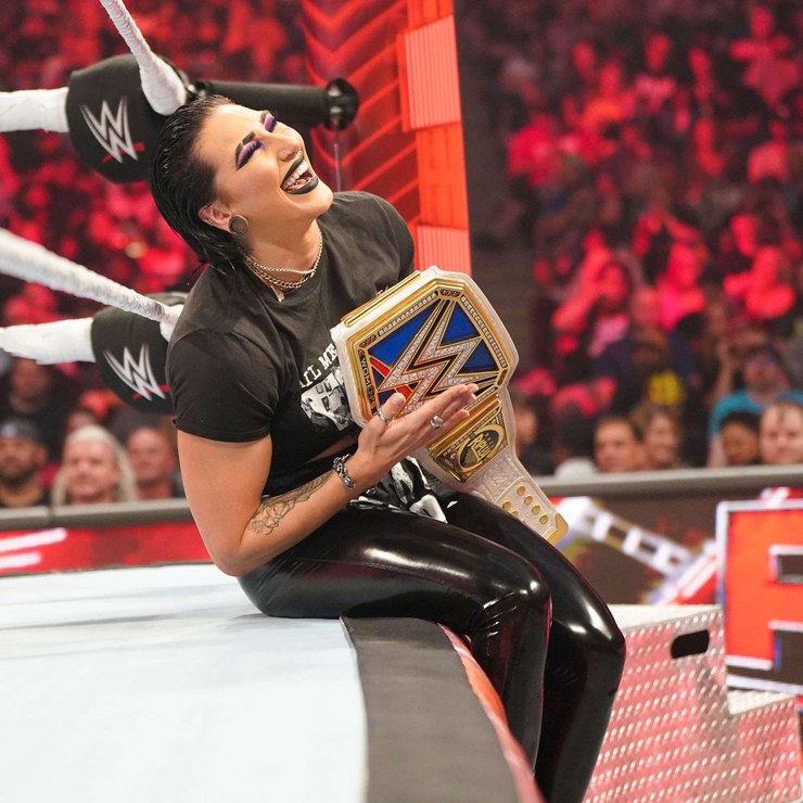 Picture of Demi Bennett