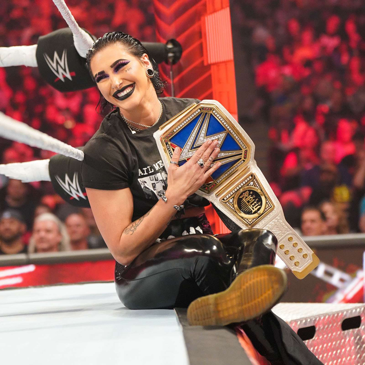 Picture of Demi Bennett