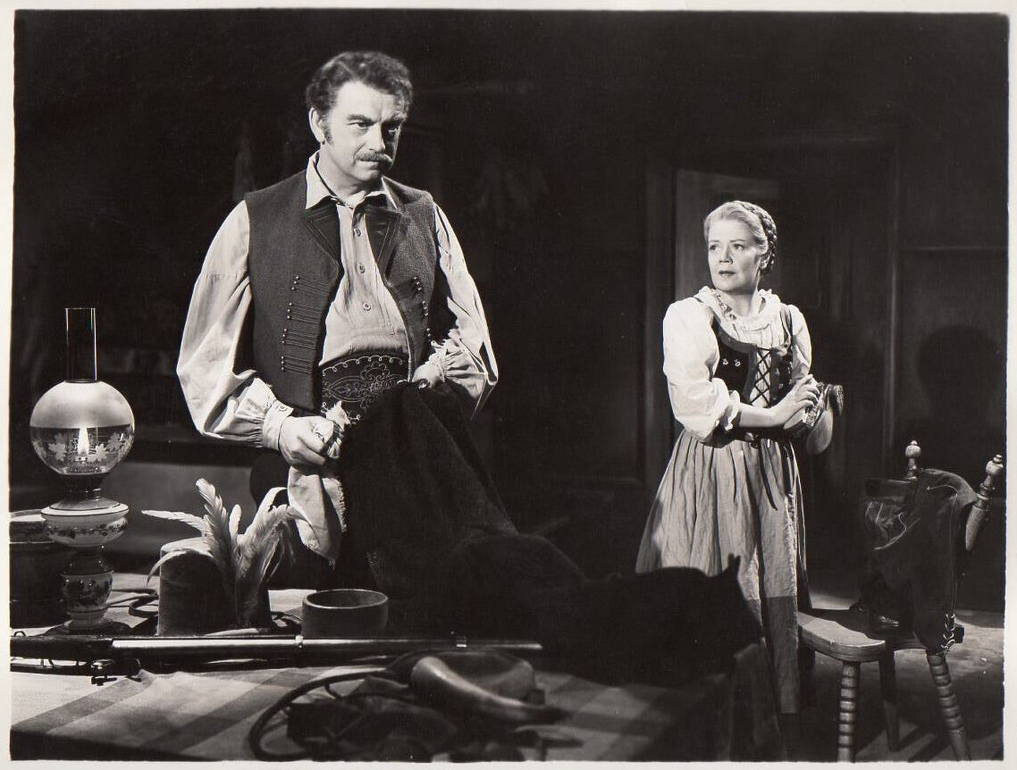 Nigel Bruce, Spring Byington