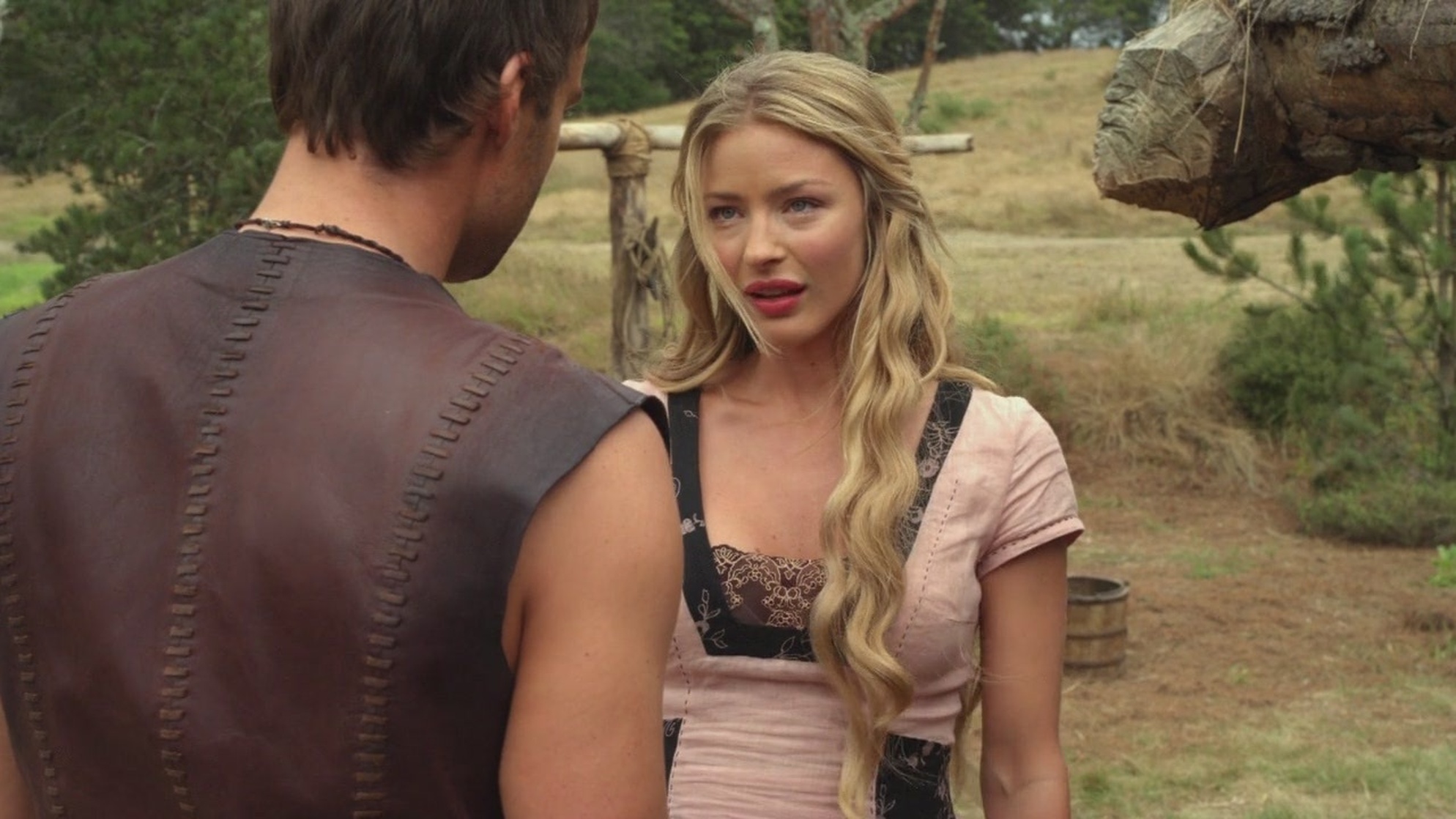 Tabrett Bethell image