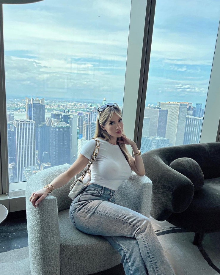 Picture of Amanda Lee (I)