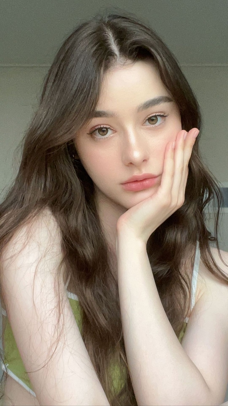Picture of Dasha Taran (II)