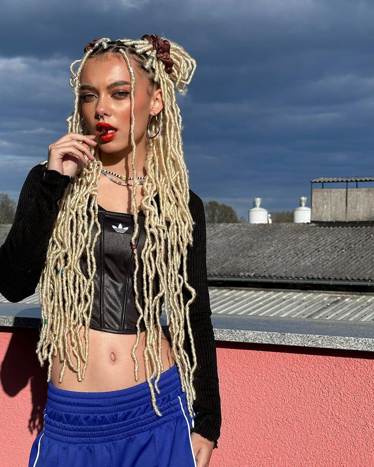 Michéle Winchester image