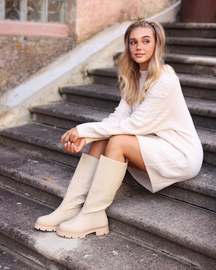 Lara Spengler picture