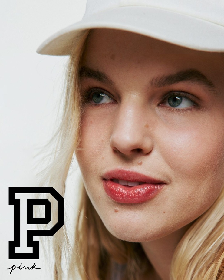 Picture of Dusty Rose Ryan