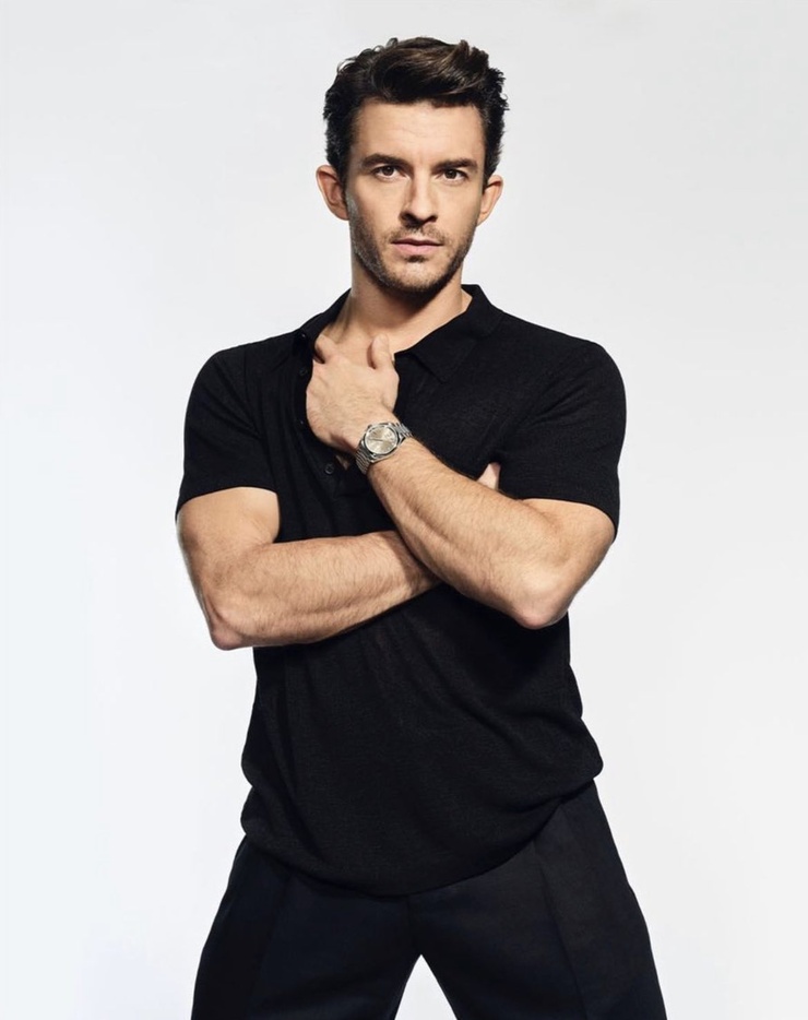 Image of Jonathan Bailey