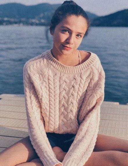 Picture of Annie Cabello