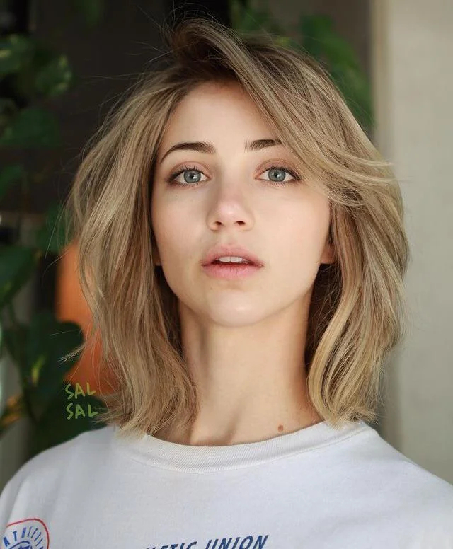 Picture of Emily Rudd