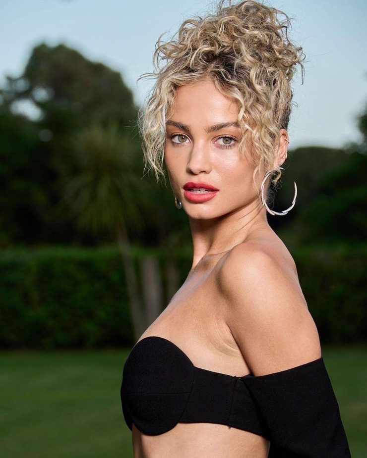 Picture of Stephanie Bertram Rose