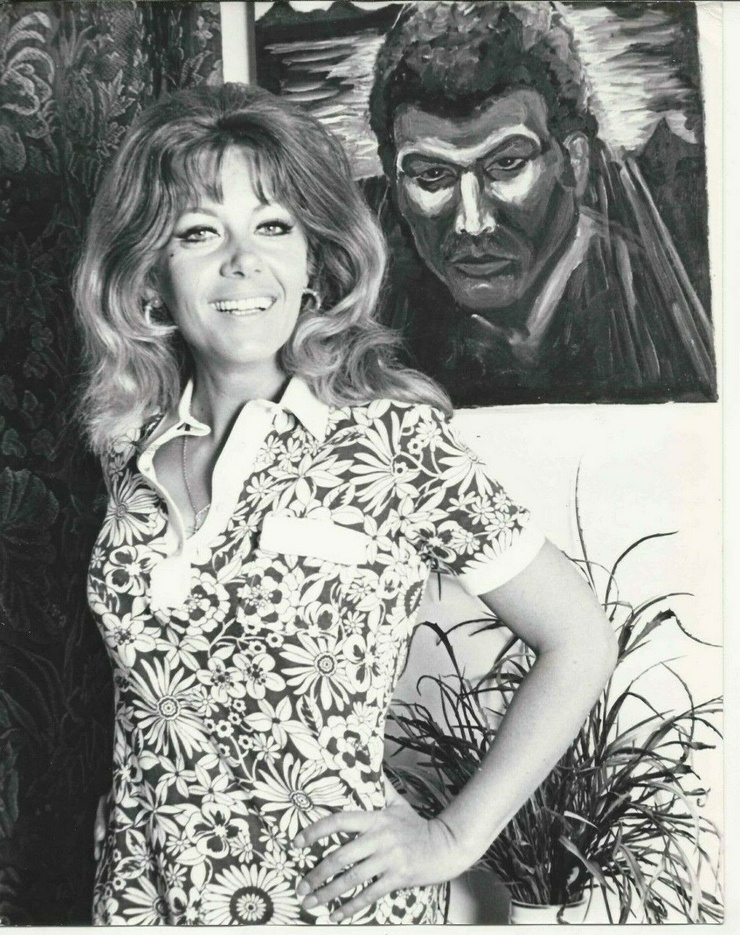 Ingrid Pitt picture