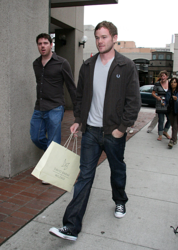 Picture of Aaron Ashmore