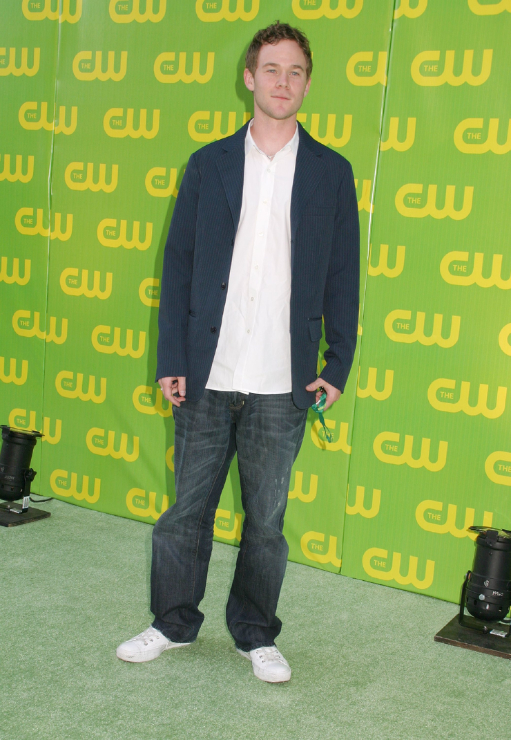Picture of Aaron Ashmore
