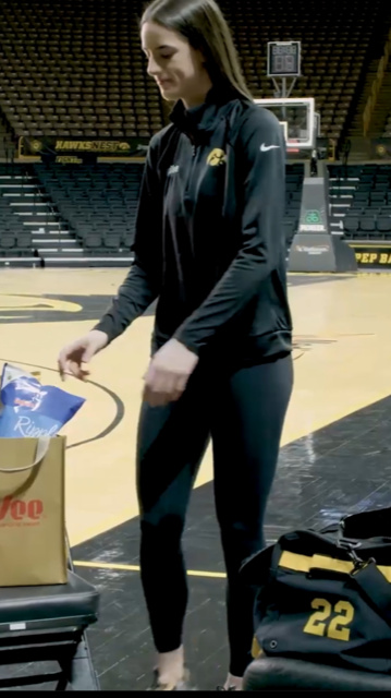 Picture of Caitlin Clark (ii)