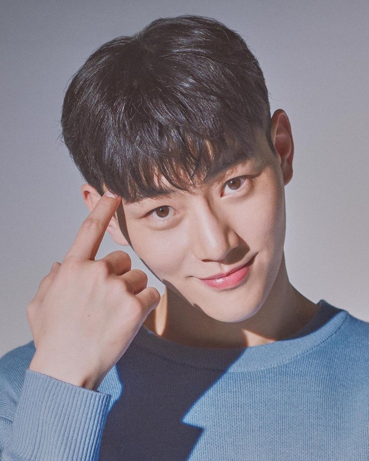 Moon Ji Yong picture