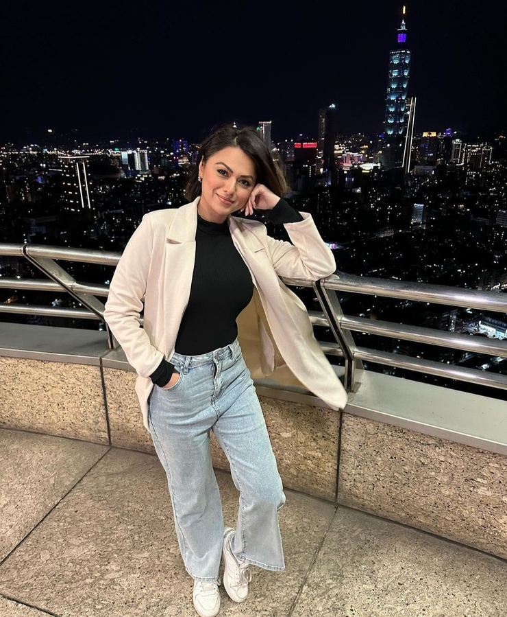 Picture of Aishah Hasnie