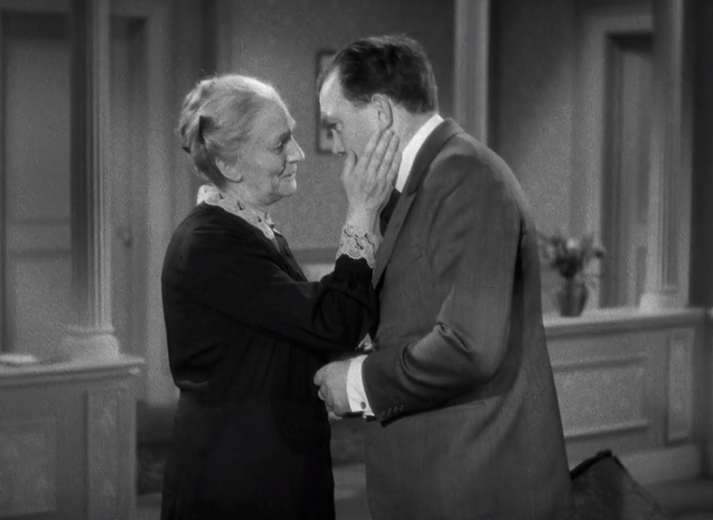 Beulah Bondi and Thomas Mitchell