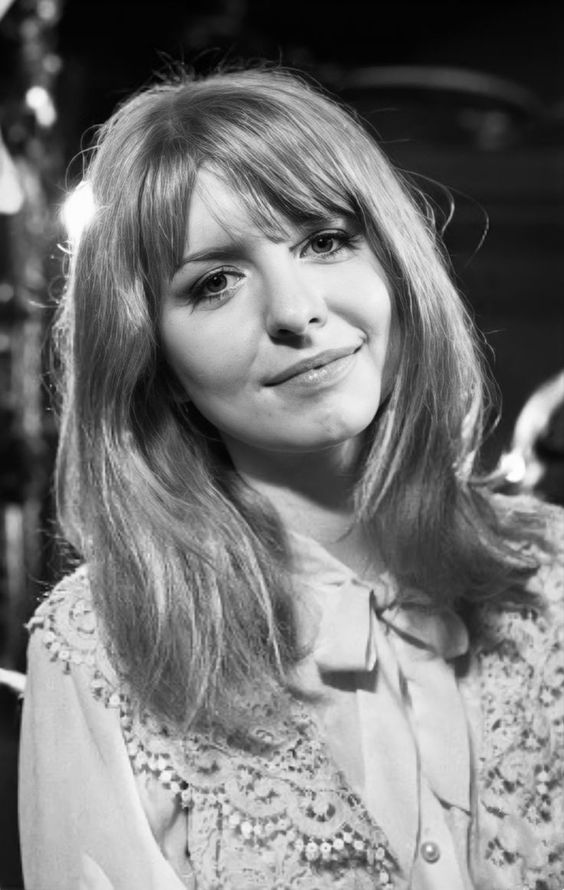 Jane Asher image