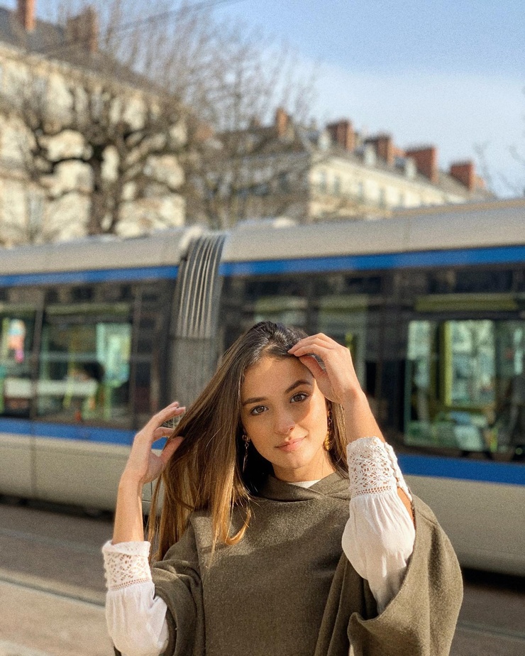 Ana María Sierra picture