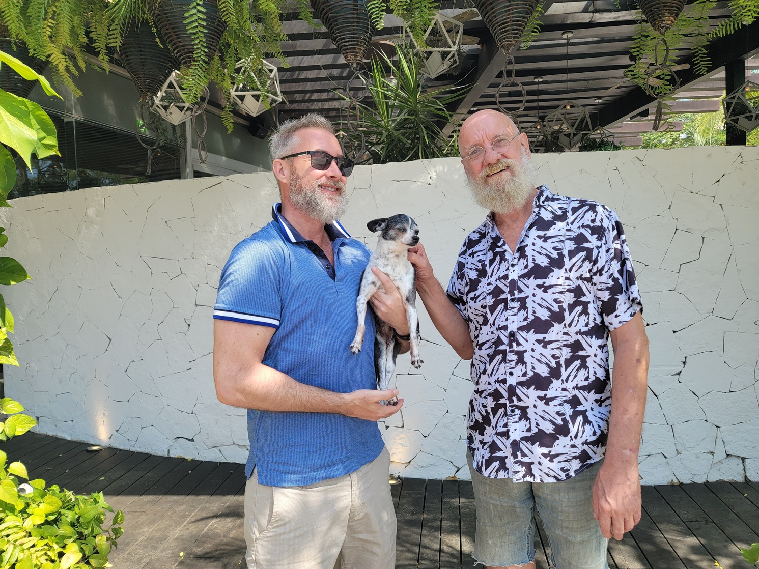 Jeff Berwick, Lucy, Max Igan