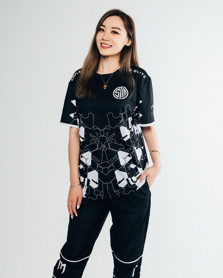 Picture of Fiona Fan