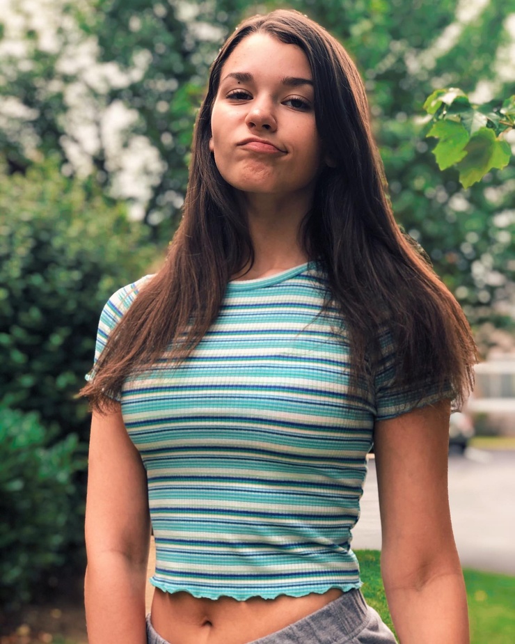 Picture of Nikki Woods