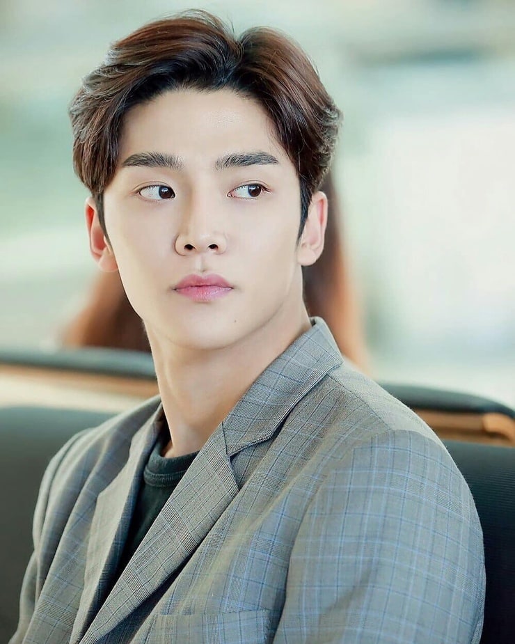 Picture of Kim Ro Woon