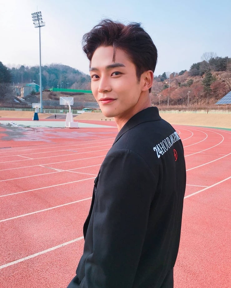 Picture of Kim Ro Woon