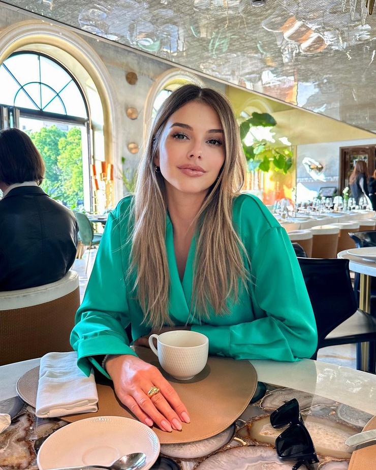 Picture of Angelina Aisman