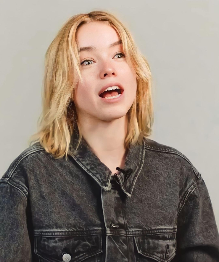 Picture of Milly Alcock