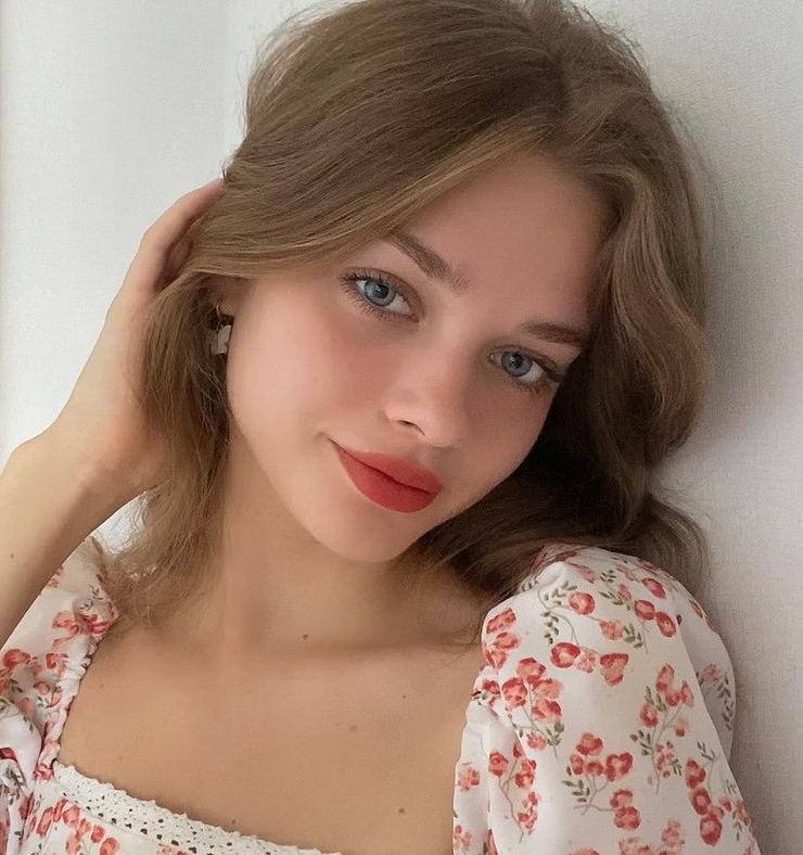 Picture of Anastasia Rozhkova