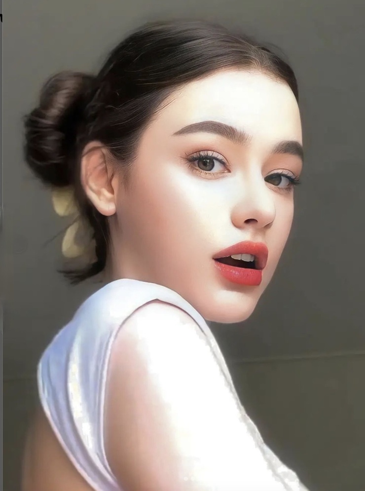 Picture Of Dasha Taran Ii