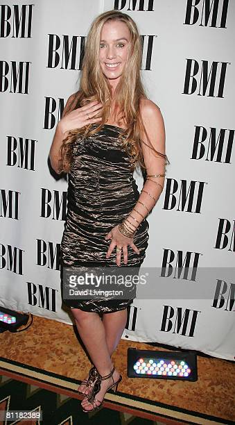 Picture of Lisa Lavie