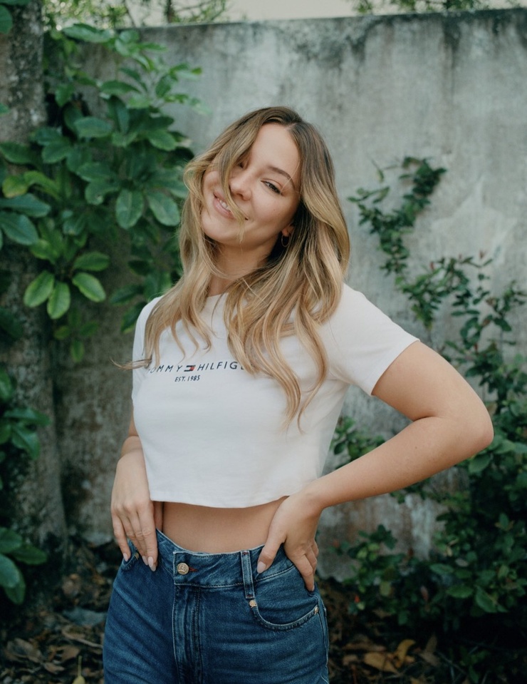 Picture of Madelyn Cline