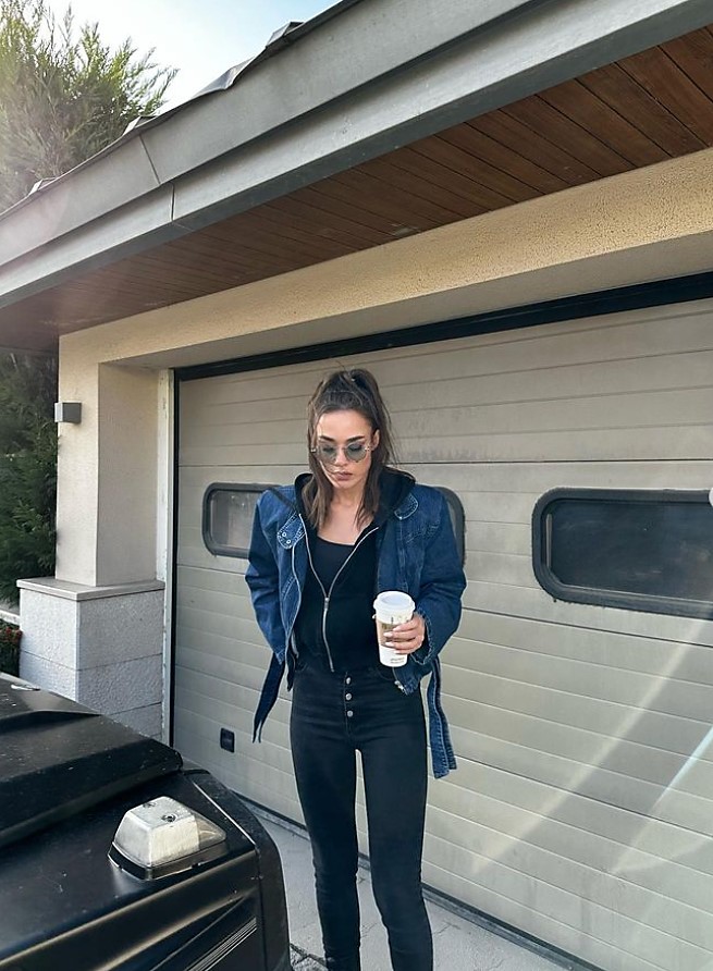 Picture of Bensu Soral