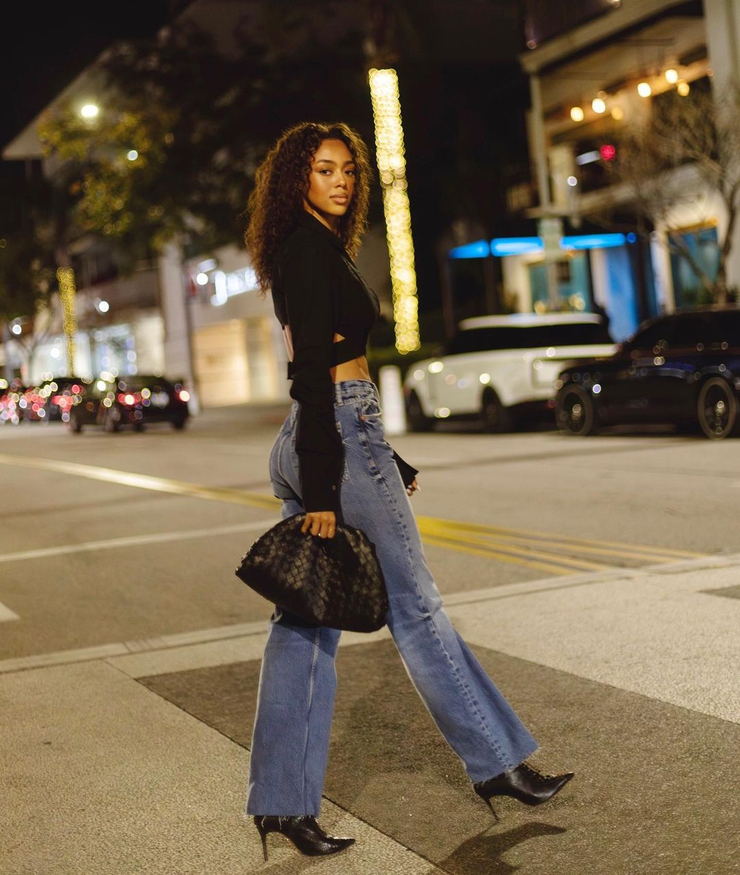 Bella Harris picture