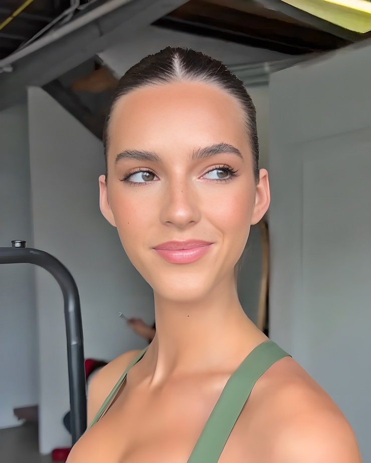 Picture of Emily Feld