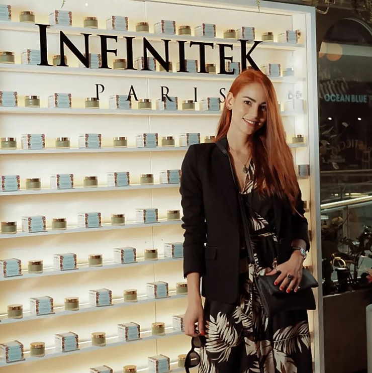 Picture of Elizabeth Minott