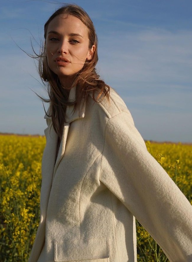 Image of Agathe Teyssier (model)