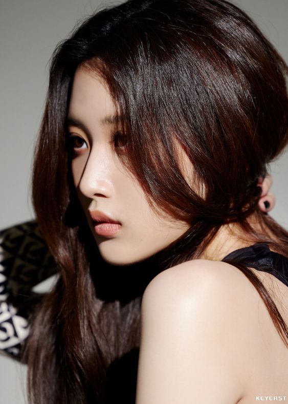 Picture of Ga-young Moon