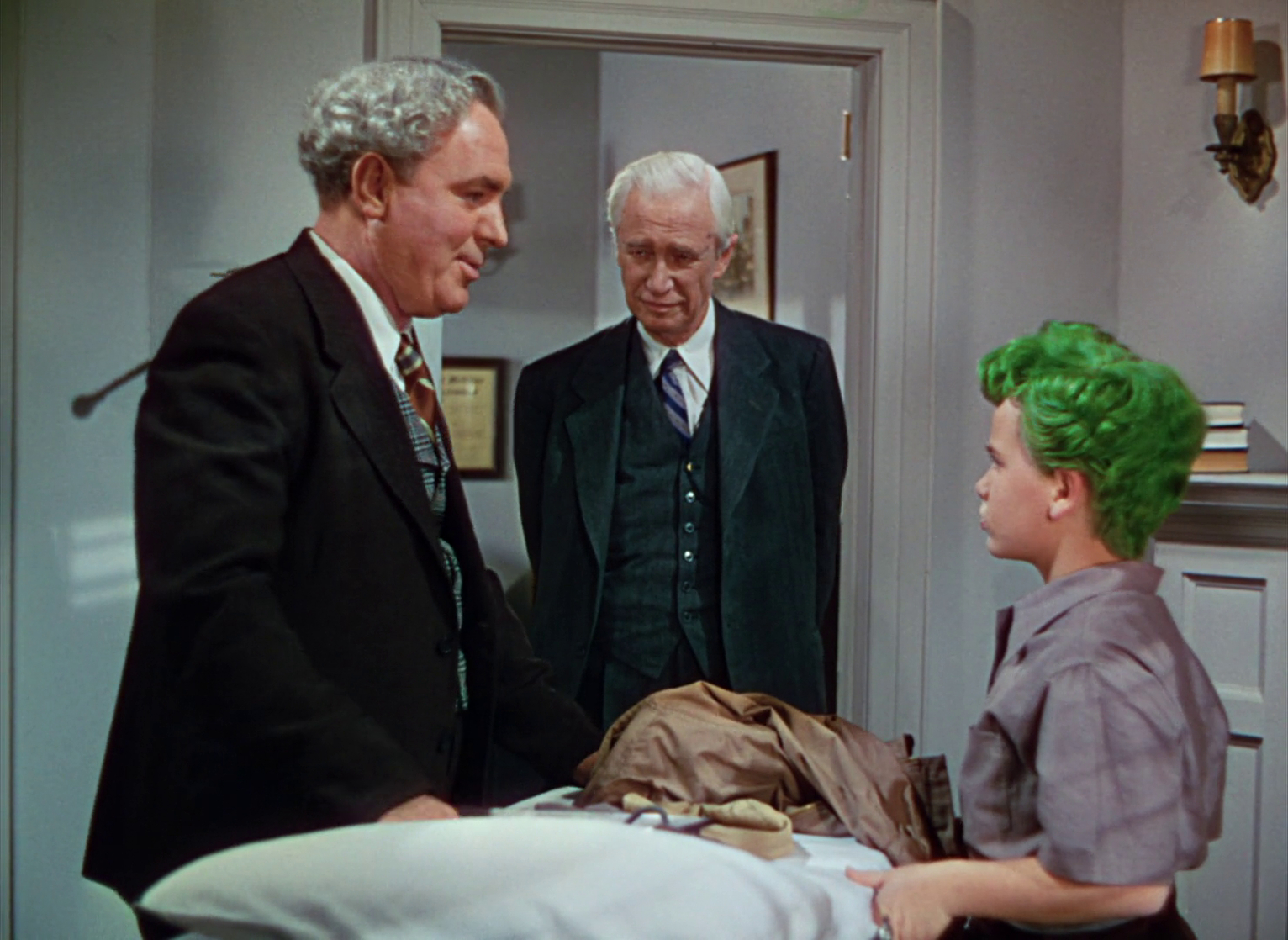 Pat O'Brien, Samuel S. Hinds and Dean Stockwell