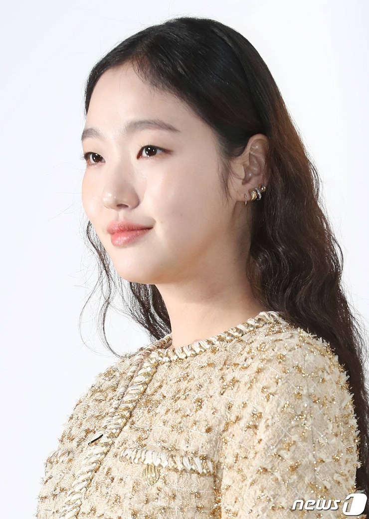 Kim Go-Eun image